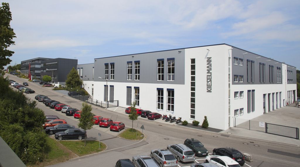 KIESELMANN Produktionshalle › dill-hauf.de