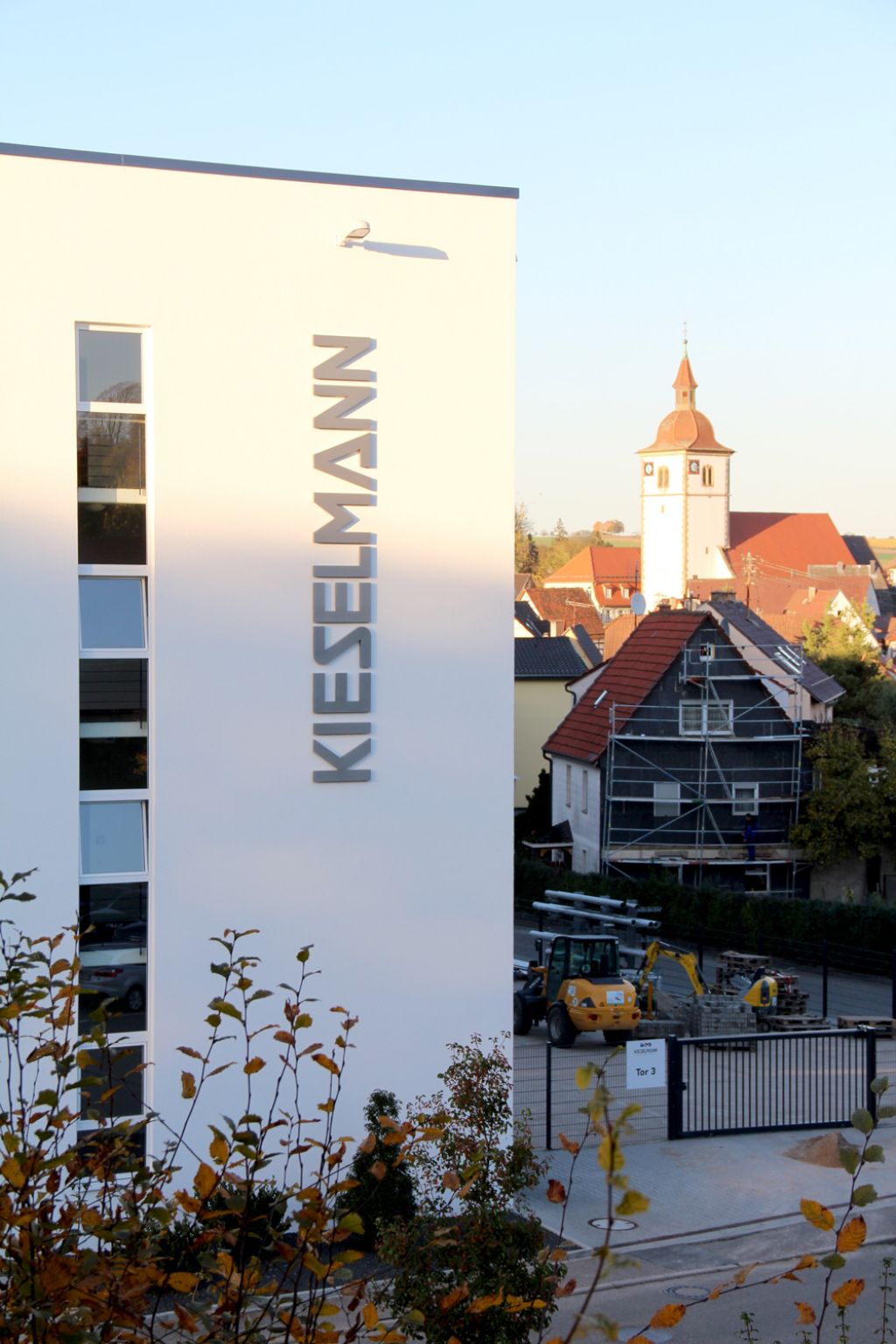 KIESELMANN Produktionshalle › dill-hauf.de