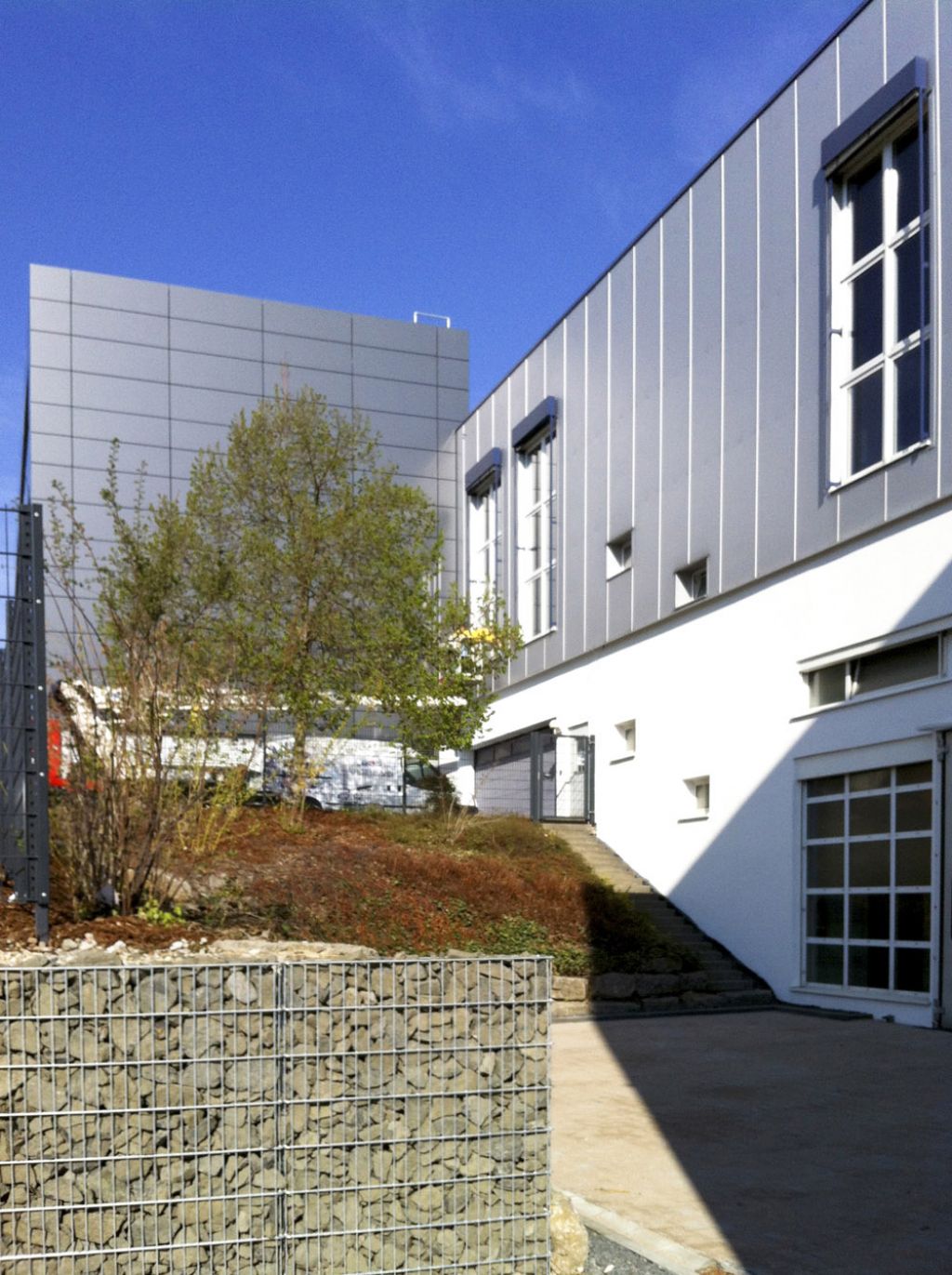 KIESELMANN Produktionshalle › dill-hauf.de